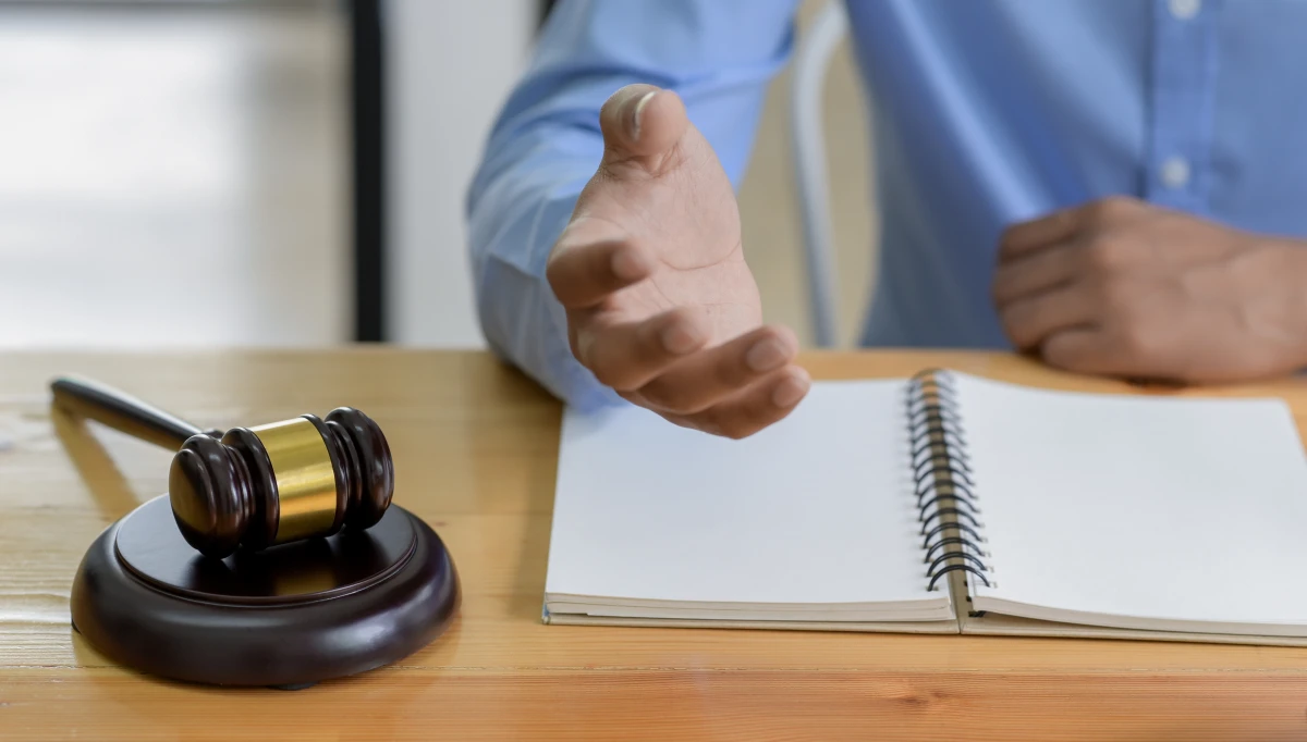 Le Dol en Droit des Contrats : Analyse et Implications Juridiques - AW
